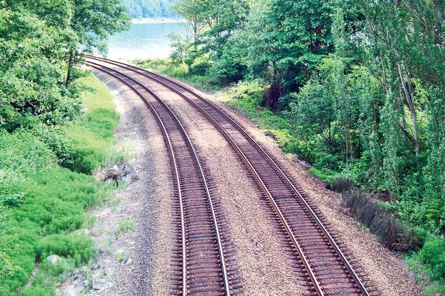Conversion of single-gauge into dual-gauge tracks | The Financial Express