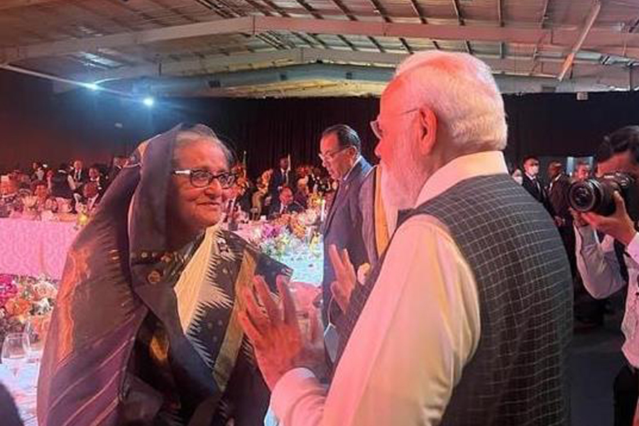 Hasina meets Modi, exchange pleasantries in Johannesburg | The ...
