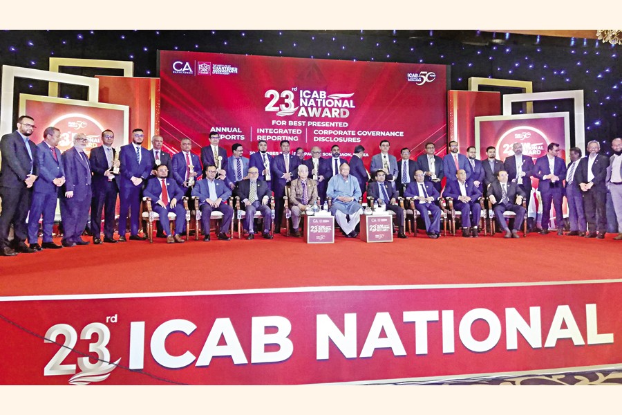 30 entities honoured with ICAB Award | The Financial Express