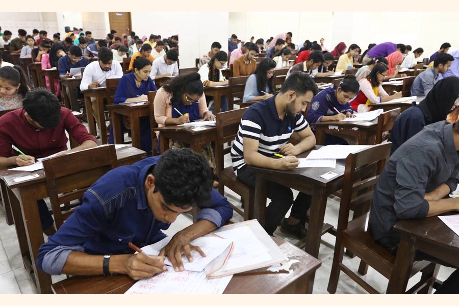 47 students to compete for each seat in DU admission test | The ...