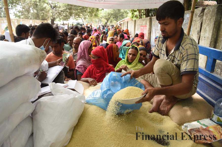 TCB starts selling essentials to 10m families of Ramadan | The ...