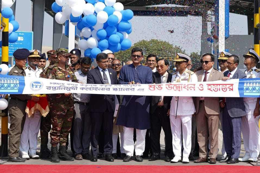 Chattogram Port receives two scanners for export-oriented cargo ...