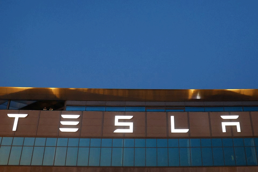 Tesla Germany staff to elect new council to gain control over work ...