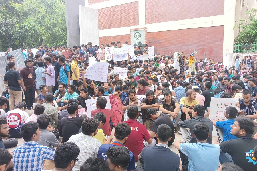BUET students continue to protest for the second day | The Financial ...