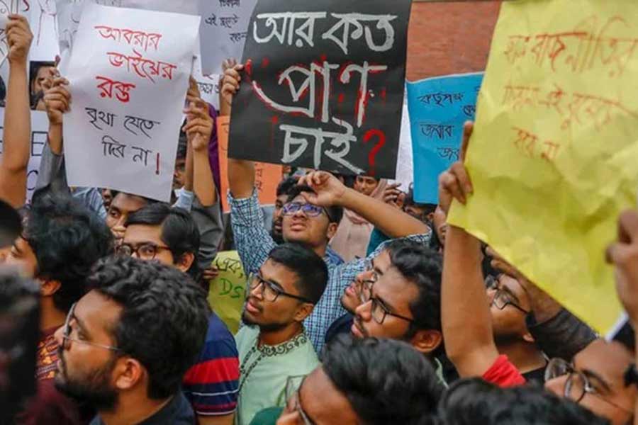 BUET students continue examination boycott for politics-free campus ...