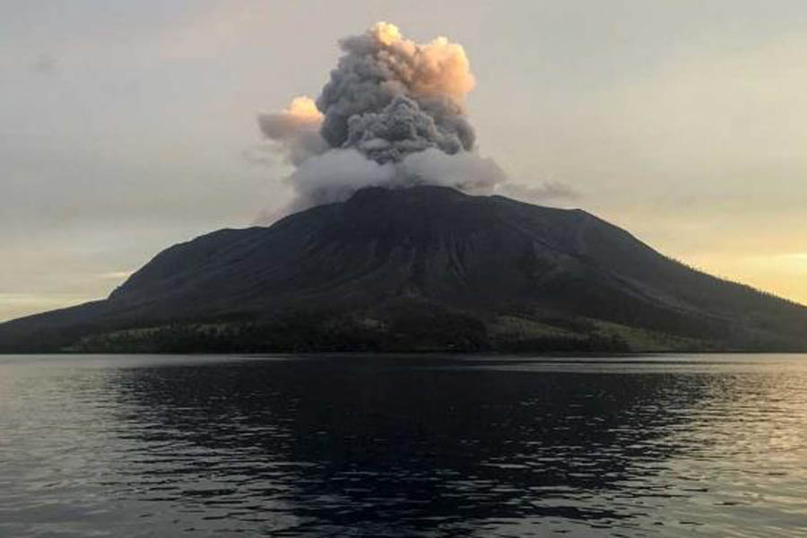Indonesia’s Mount Ruang volcano erupts again | The Financial Express