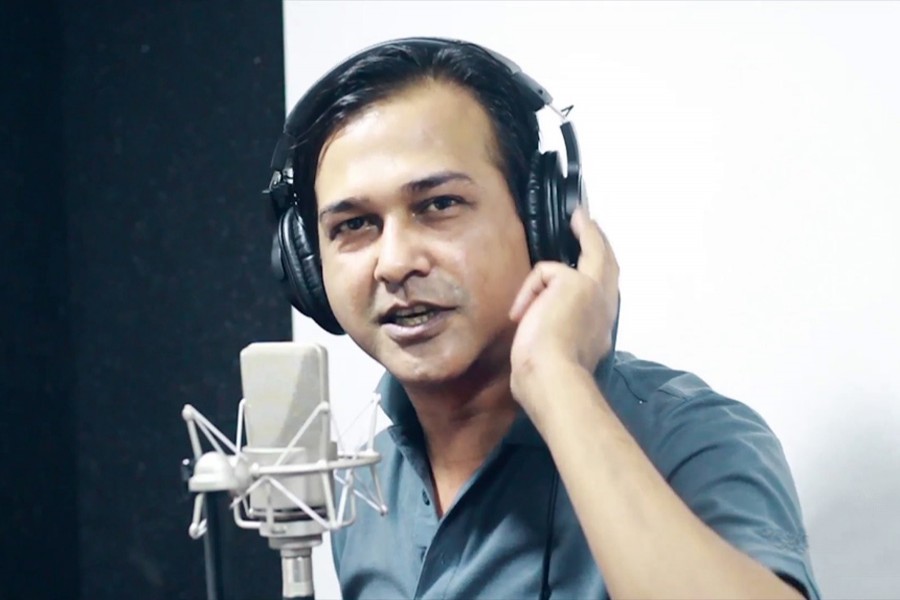 Police arrest singer Asif Akbar on piracy charges | The Financial Express