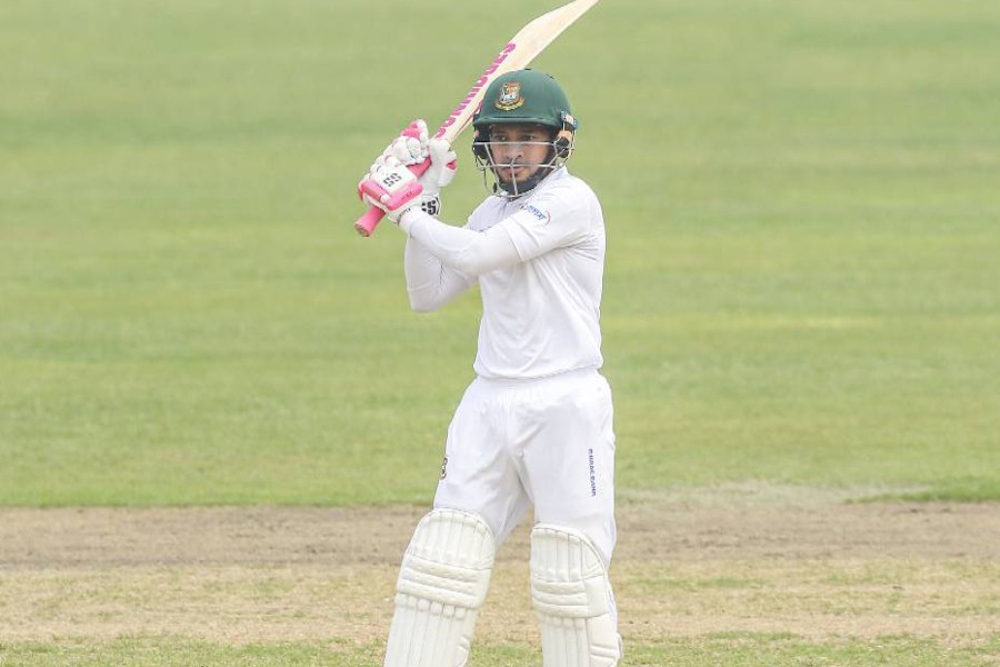 Fake bidding forces suspension of auction for Mushfiqur’s bat | The ...