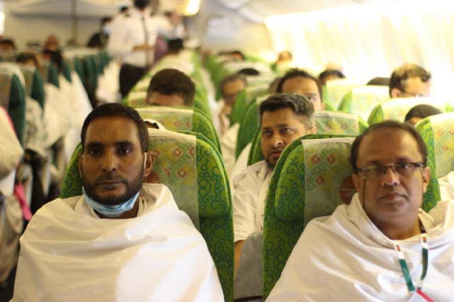 Biman's first dedicated Hajj flight from Sylhet leaves for Jeddah | The ...